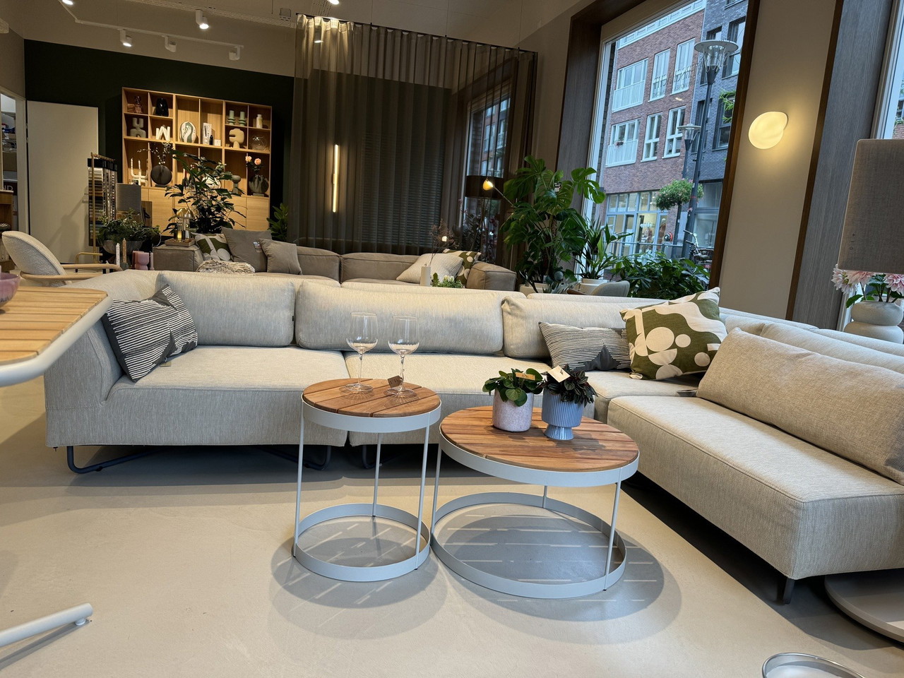 Bolia Orlando Lounge Bank | €3,500 | Whoppah