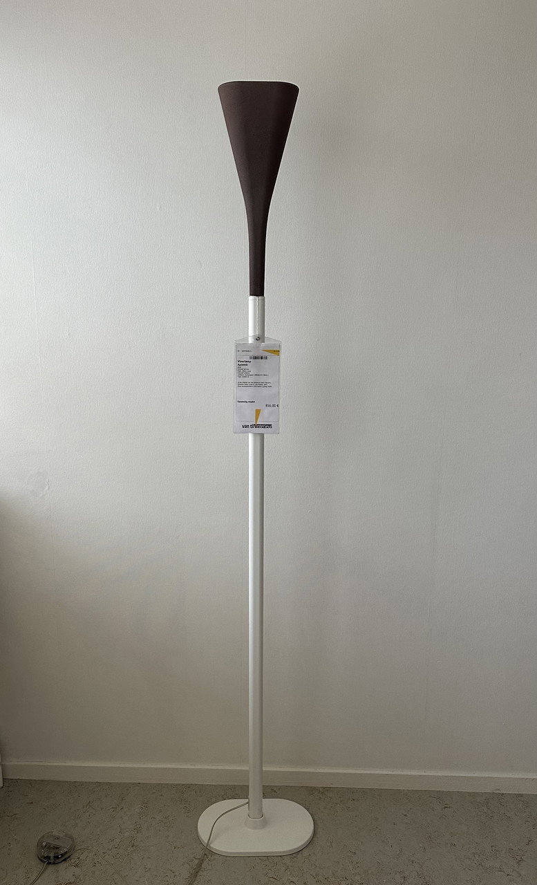 Foscarini Aplomb Design Lamp With Dimmer (New) | €499 | Whoppah