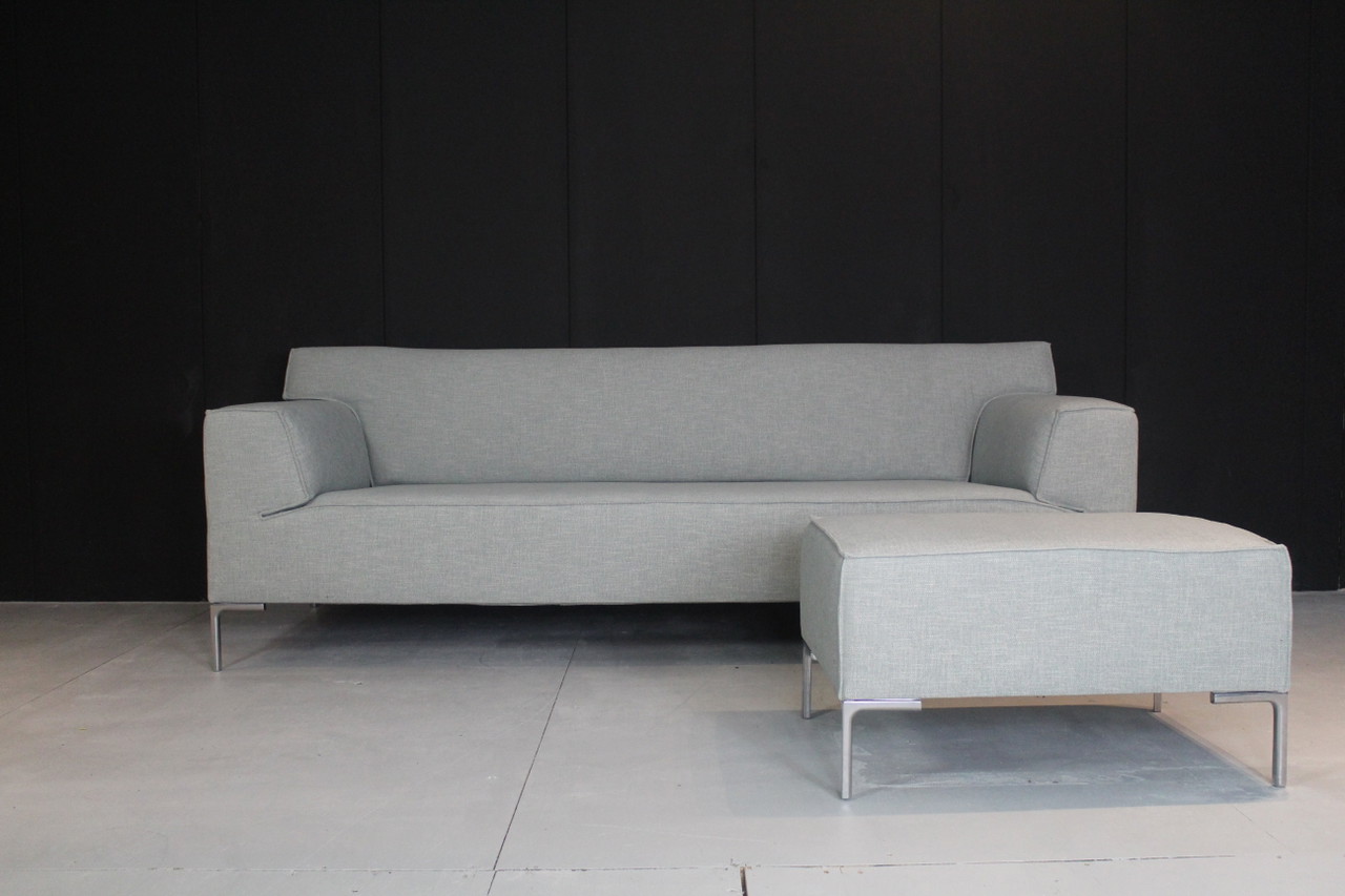 Design On Stock Bloq 3 Seater + Hocker | €2,150 | Whoppah
