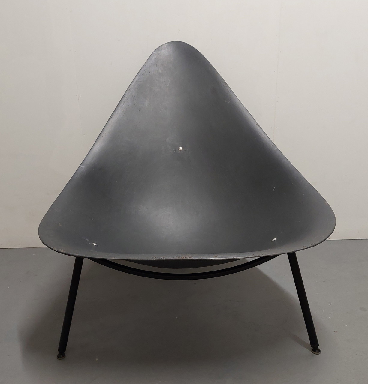 Beautiful Ed Merat lounge chair | €450 | Whoppah