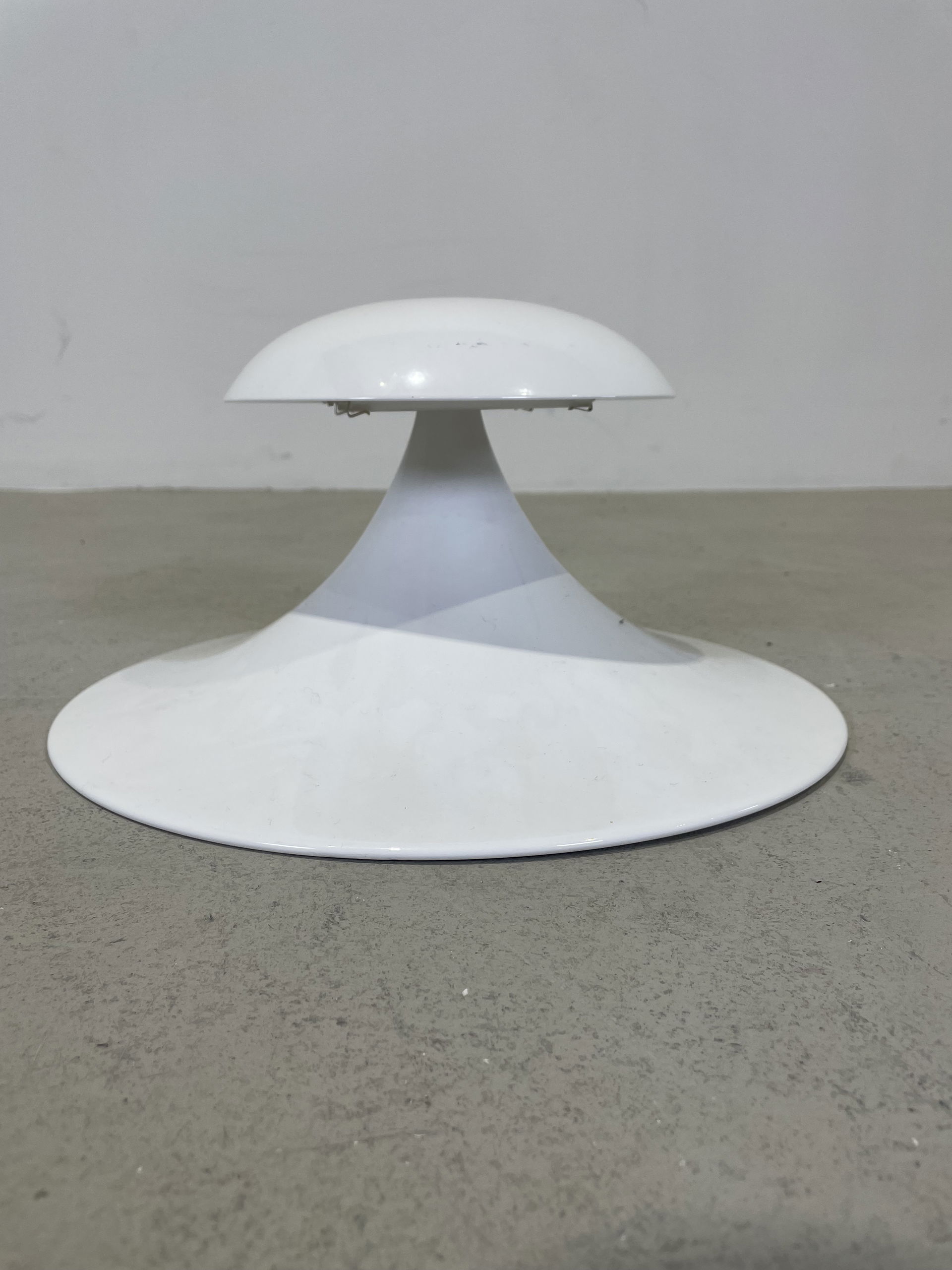 Vibia Funnel LED ceiling lamp | €200 | Whoppah