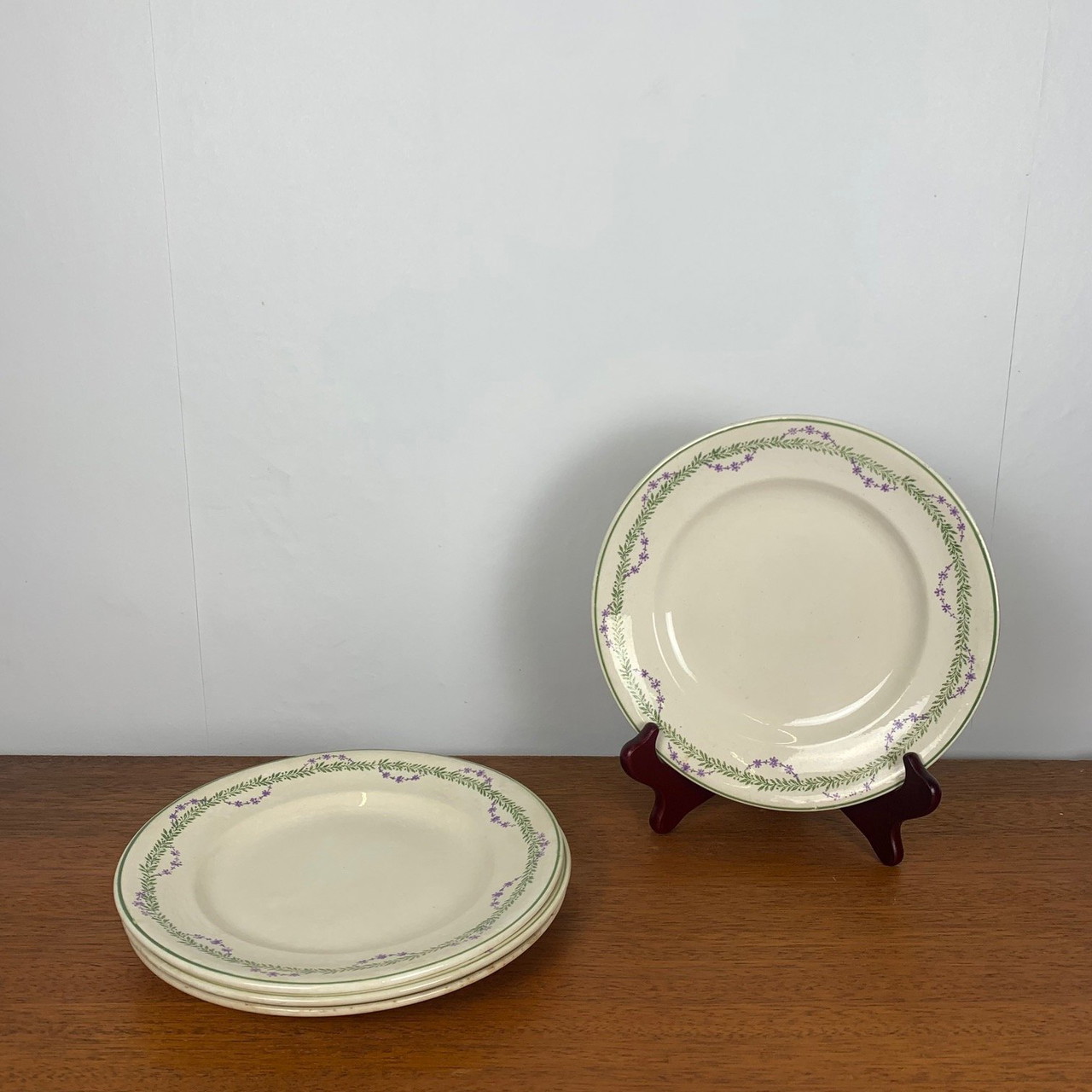Set of 4 Longwy Plates, Loridan Model, Early 20th Century | €80 | Whoppah