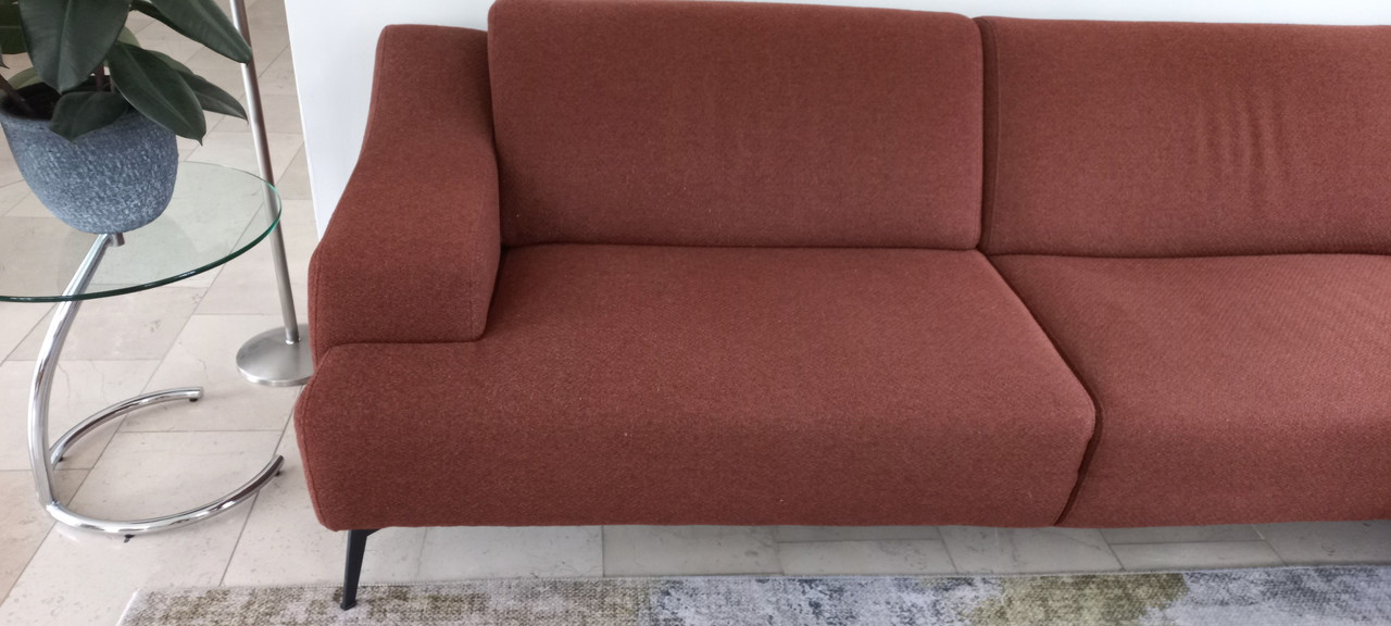 Montel Corner Sofa . Model Turner | €1,600 | Whoppah