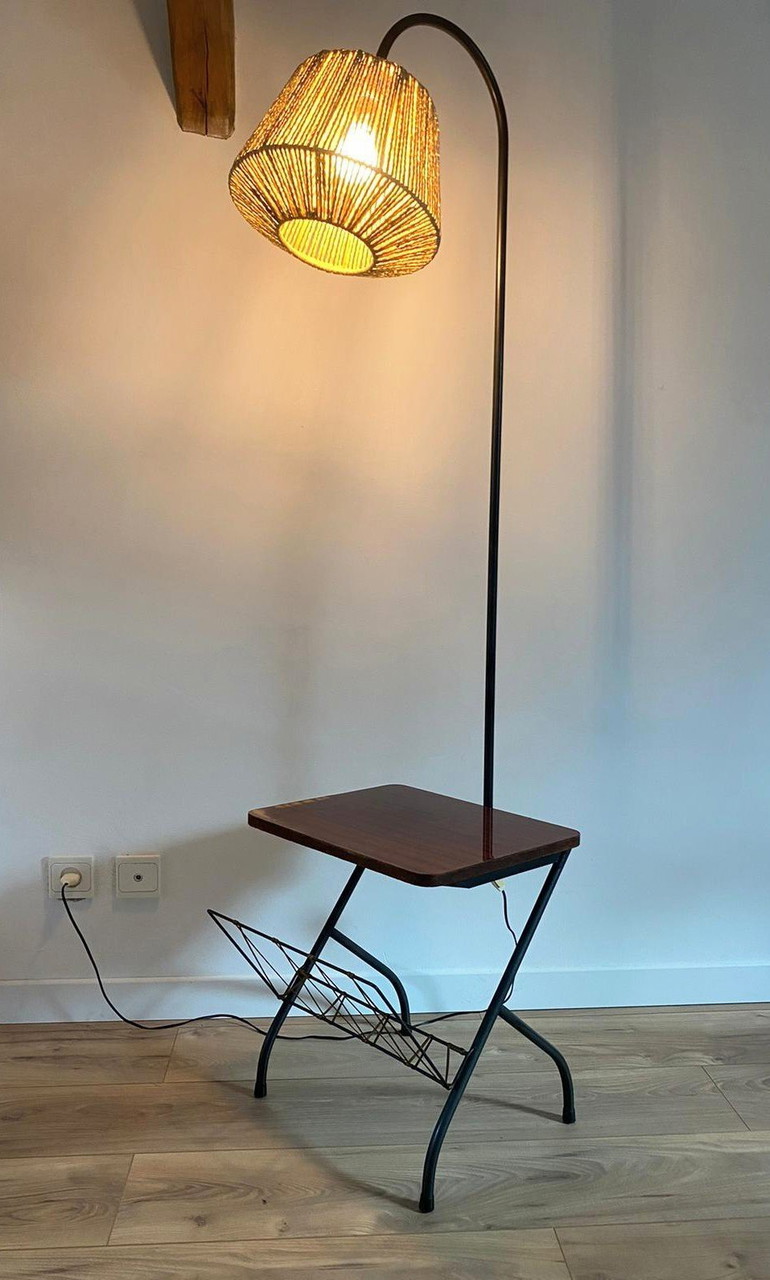 Vintage magazine rack lamp | €280 | Whoppah