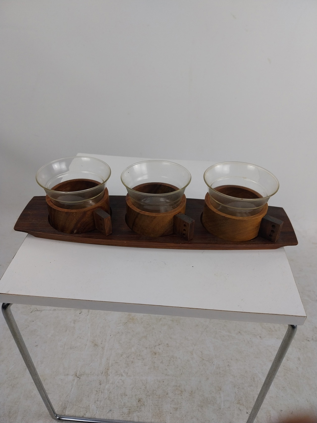 1x Set of Schott Tea Glasses in Teak Holder, 1960's | €60 | Whoppah