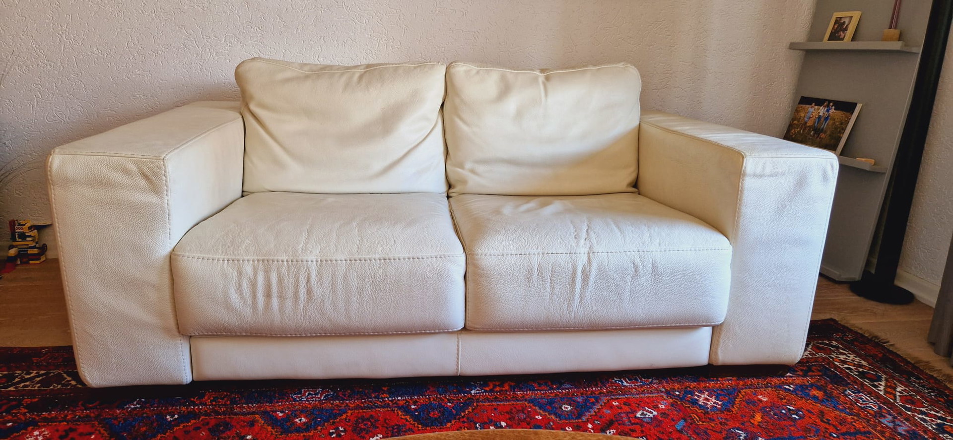 Cierre sofa set two-seater | €600 | Whoppah