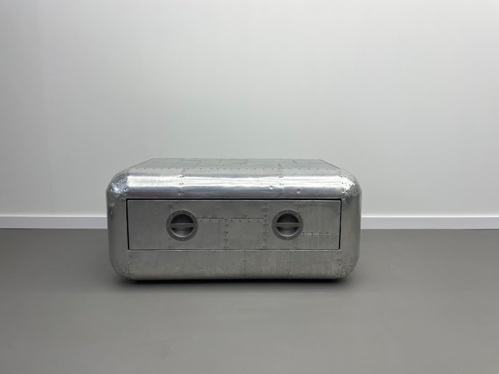 Aviator Blackhawk Coffee Table / Salontafel | €1,025 | Whoppah