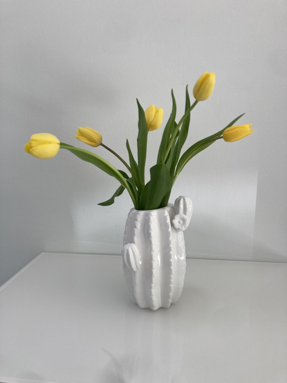 White Ceramic Cactus Vase | €20 | Whoppah