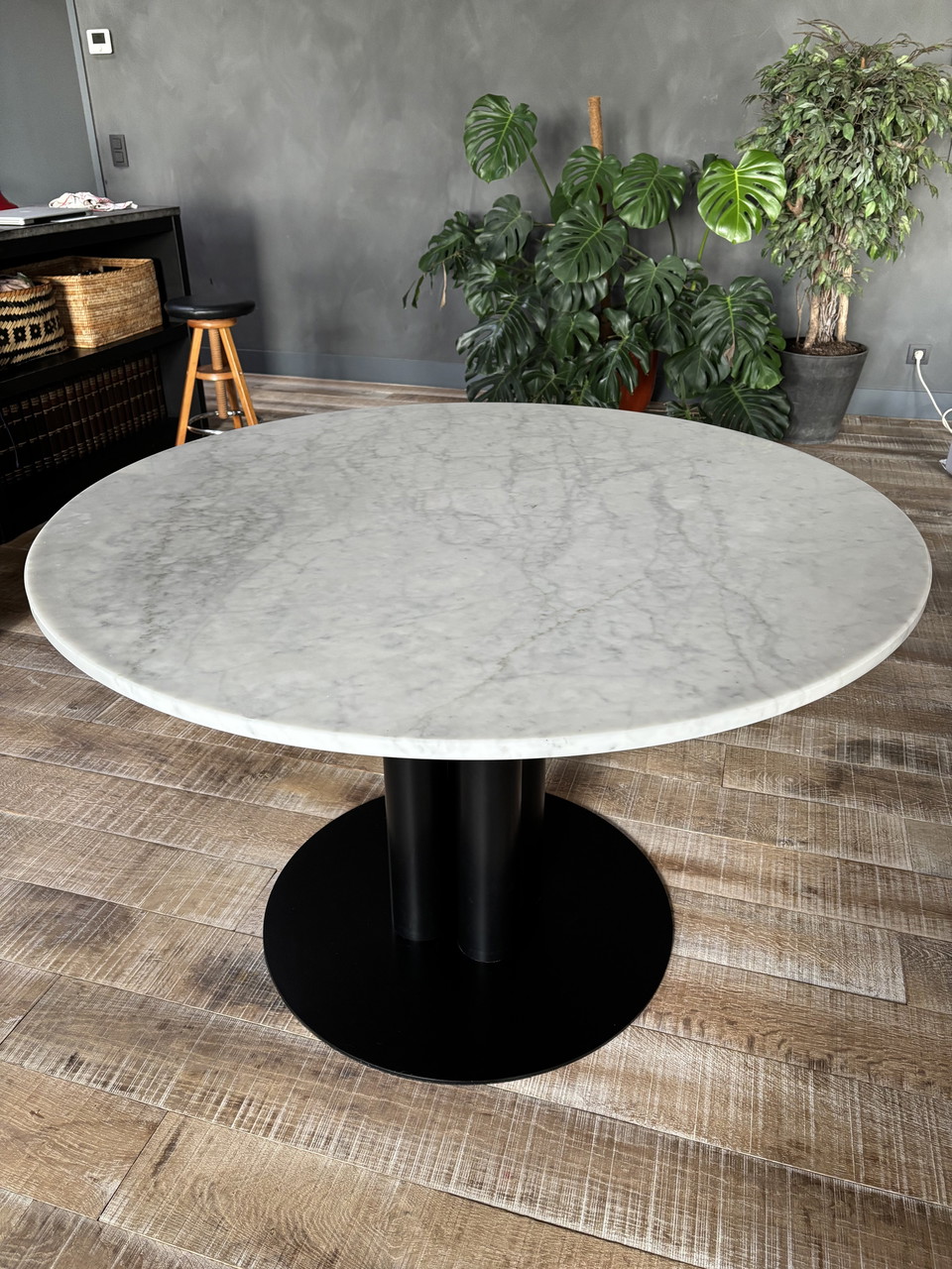 Arflex Goya Dining Table | €1,125 | Whoppah