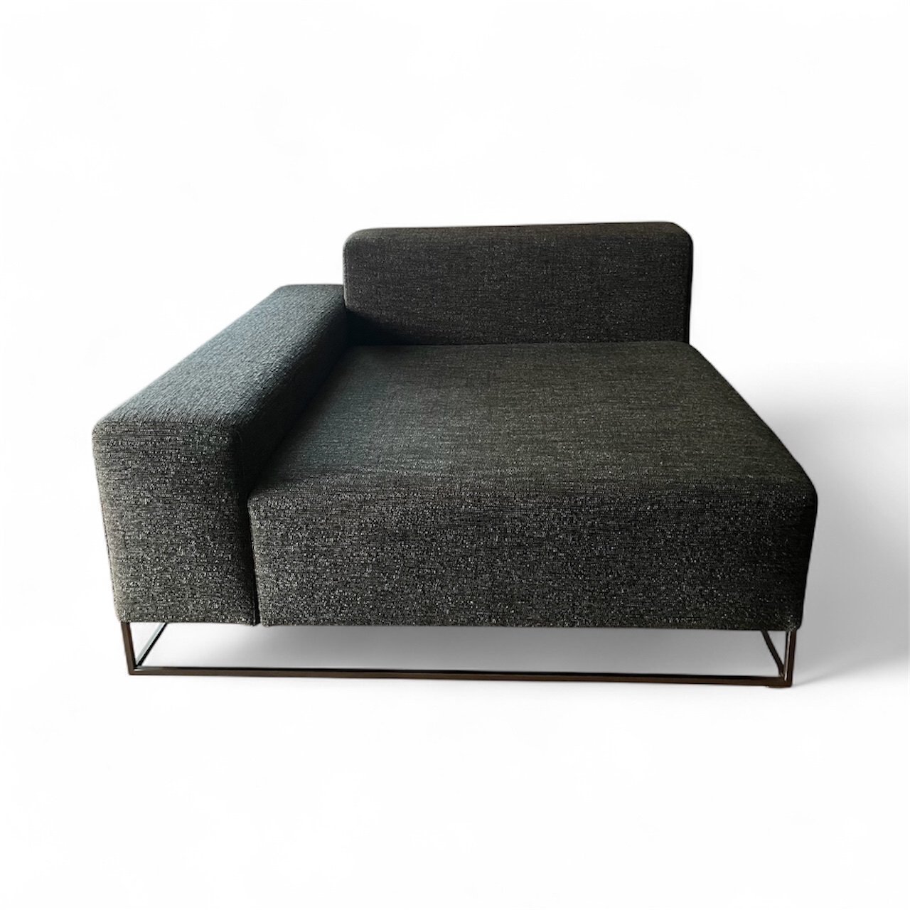Living Divani - designer seating element | €350 | Whoppah