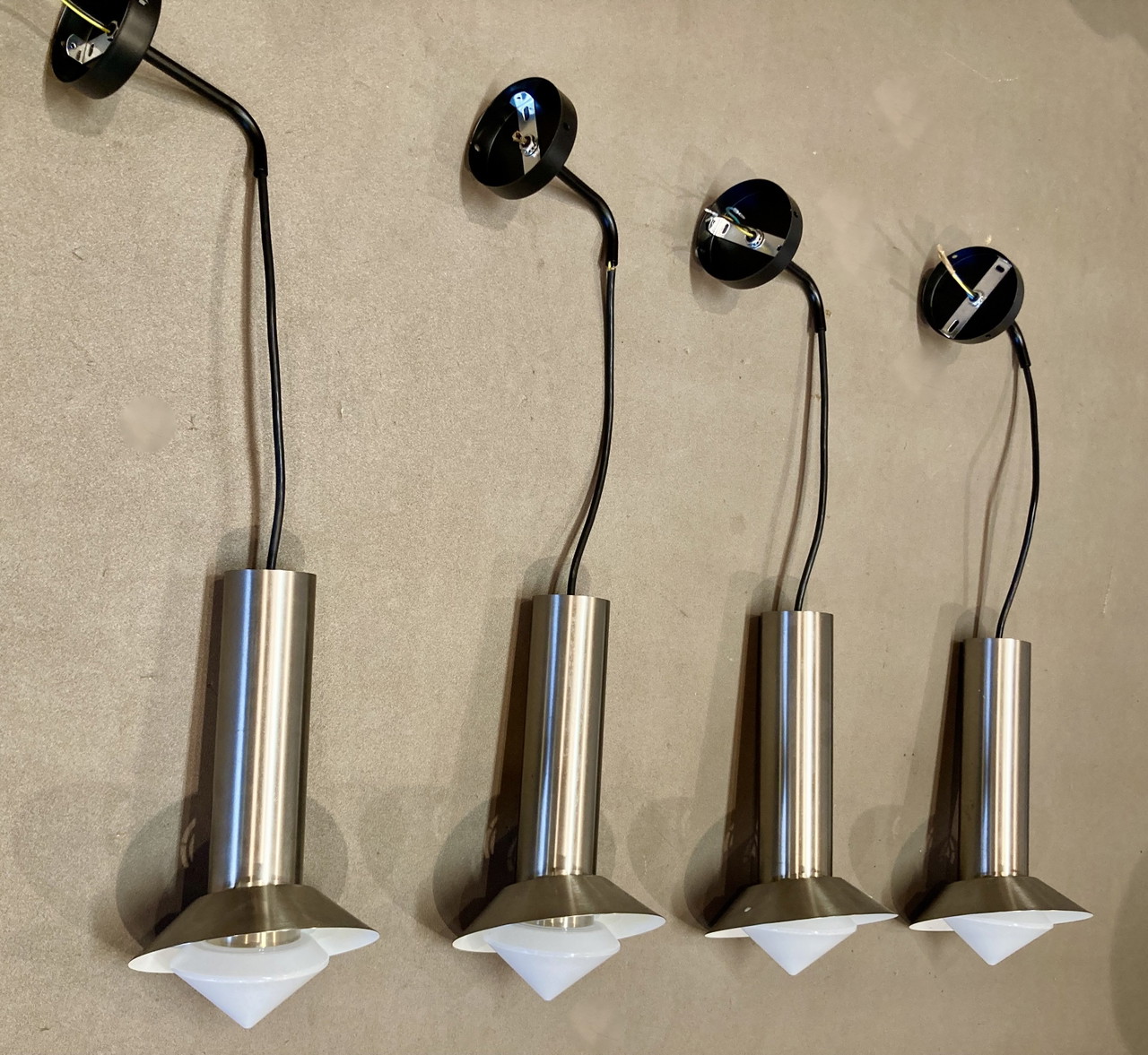 Set Of 4 Modular Wall Lights Design 1960. | €850 | Whoppah