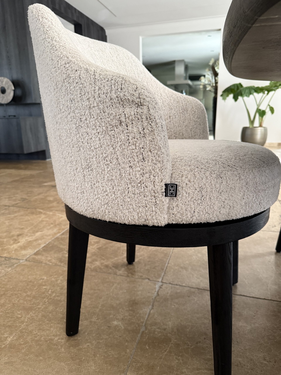 Eicheholtz chairs Sofia | €4,400 | Whoppah