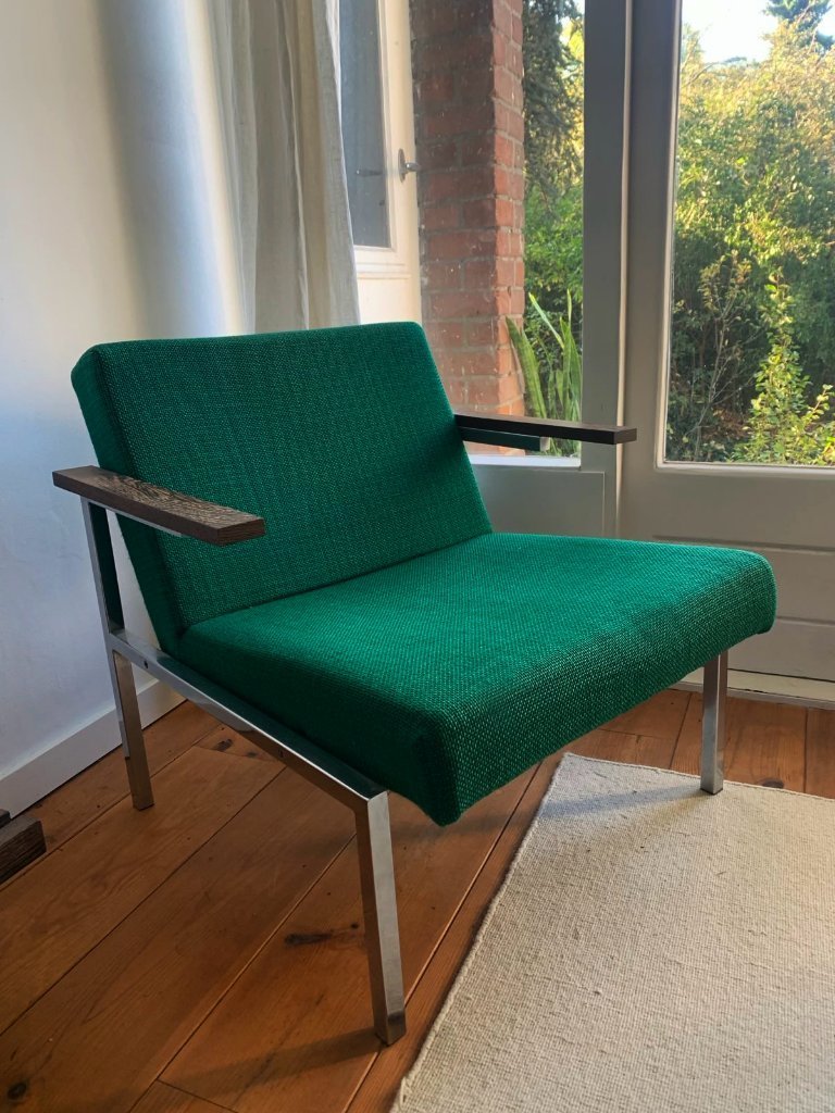 Martin Visser SZ66 't Spectrum lounge chair green | €550 | Whoppah