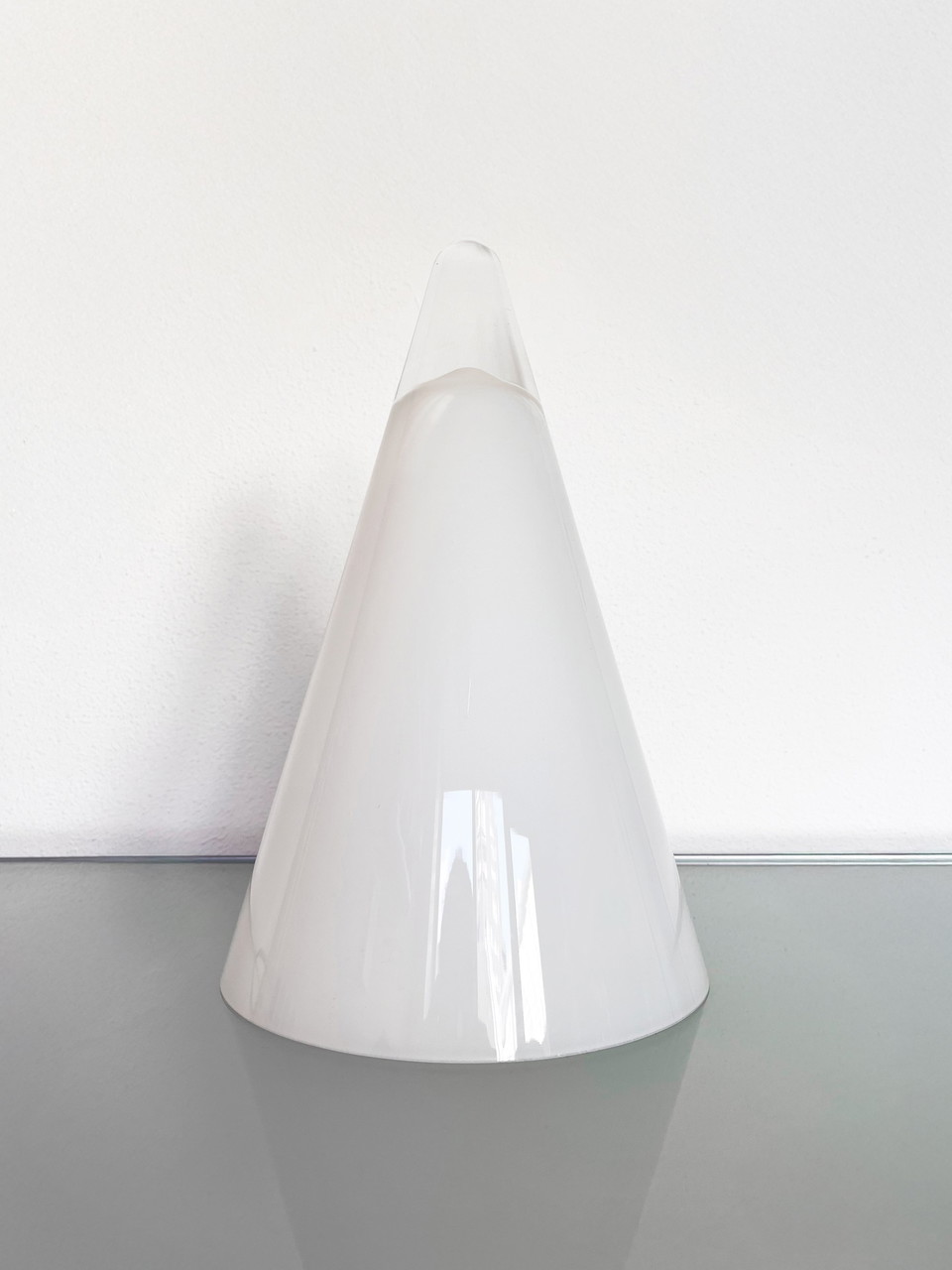 Vintage Ilu Design Glass Teepee Cone Table Lamp | €99 | Whoppah