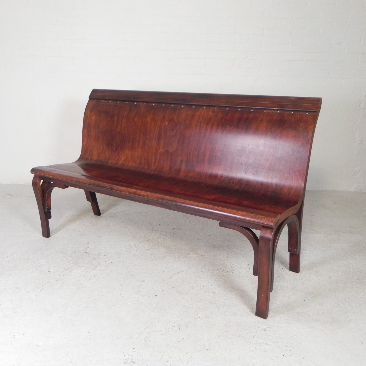 Cafe Bench With Curved Plywood Seat, 1990s | €350 | Whoppah