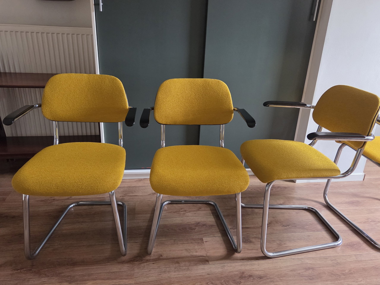 Vintage design chairs Jami | €595 | Whoppah