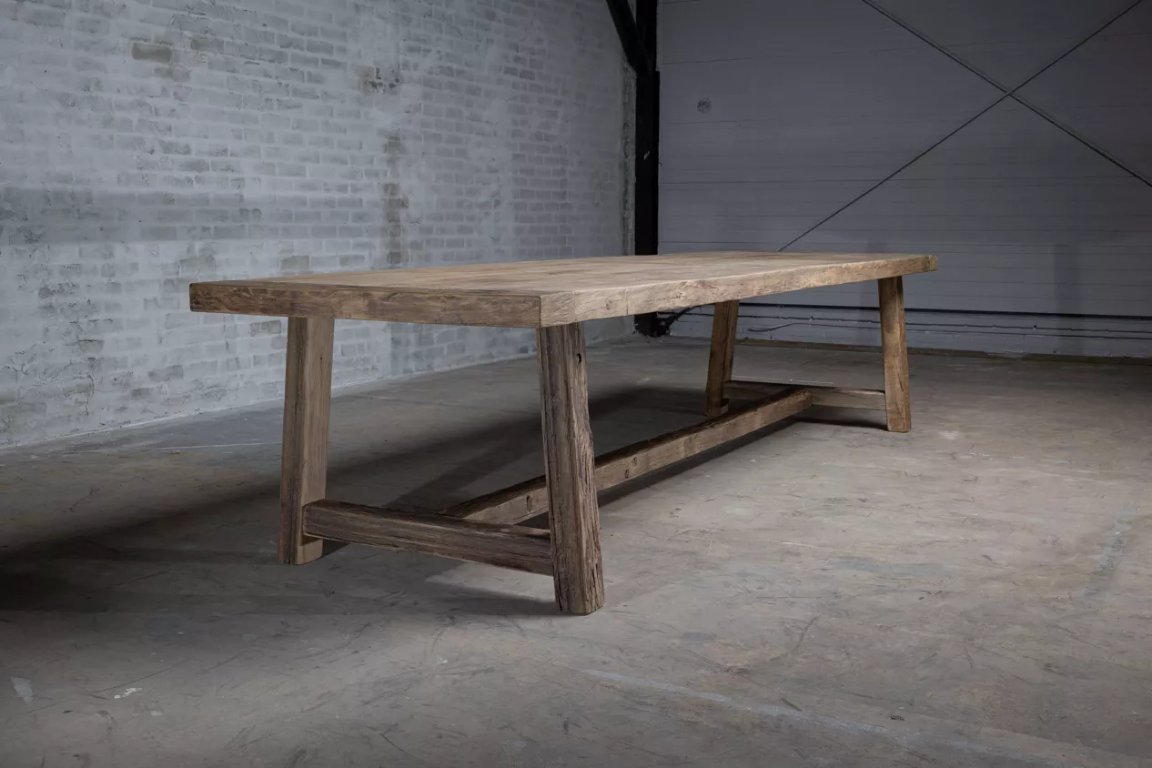 Table Founder Farmhouse en chêne massif 250 cm de long | €3,185 | Whoppah