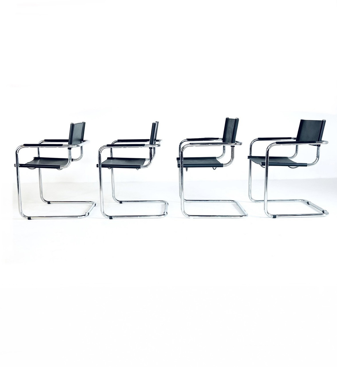 4x Vintage Tube Frame Chairs '70s | €695 | Whoppah