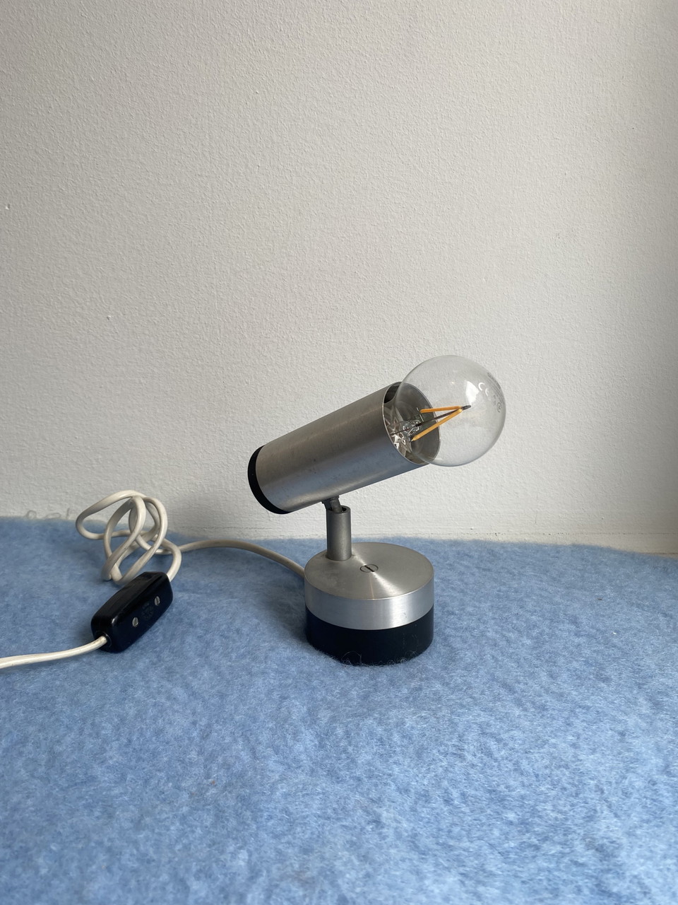 Vintage spot lamp Phillips | €20 | Whoppah