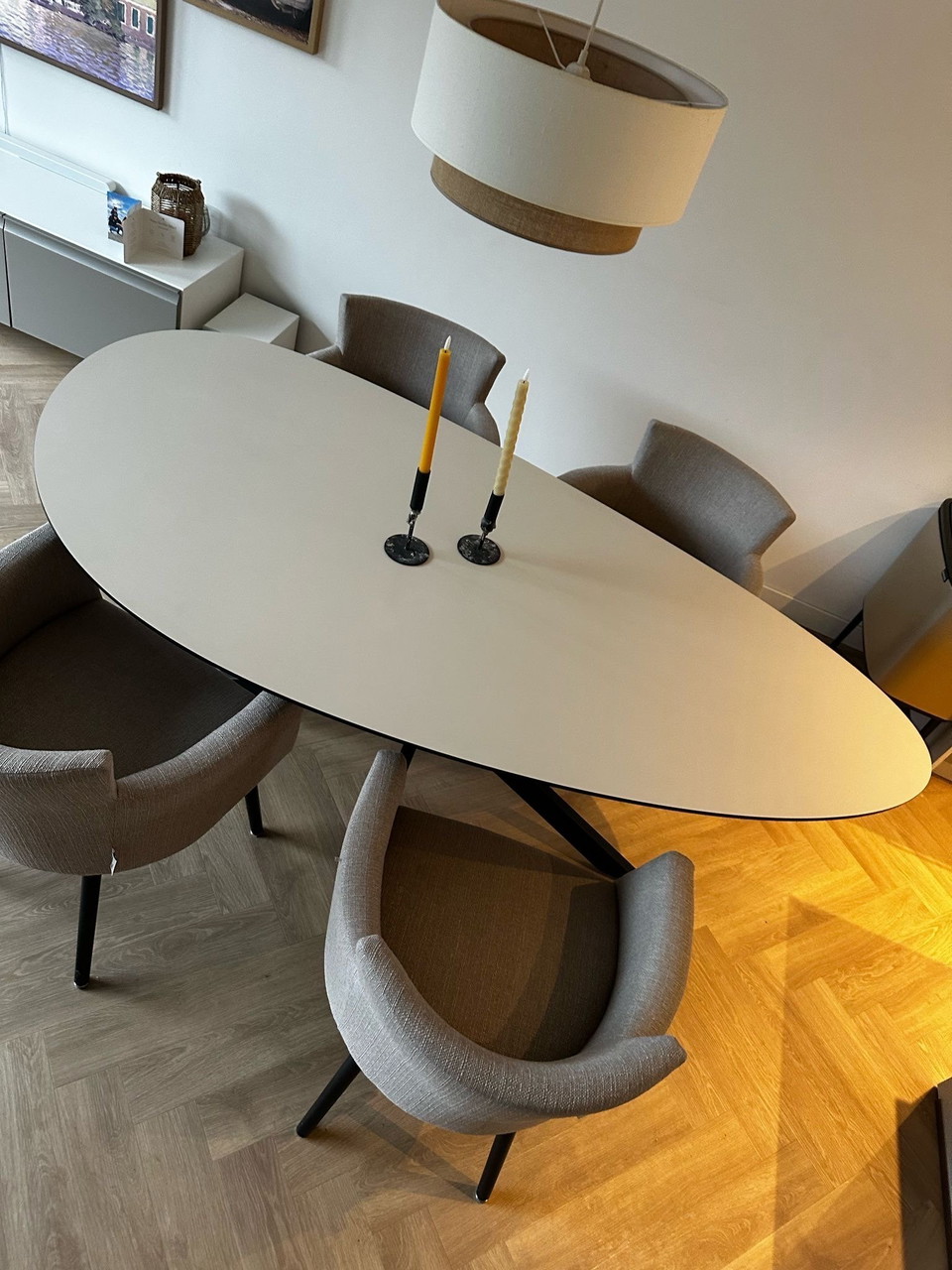 Modern Drop-shaped Table | €225 | Whoppah
