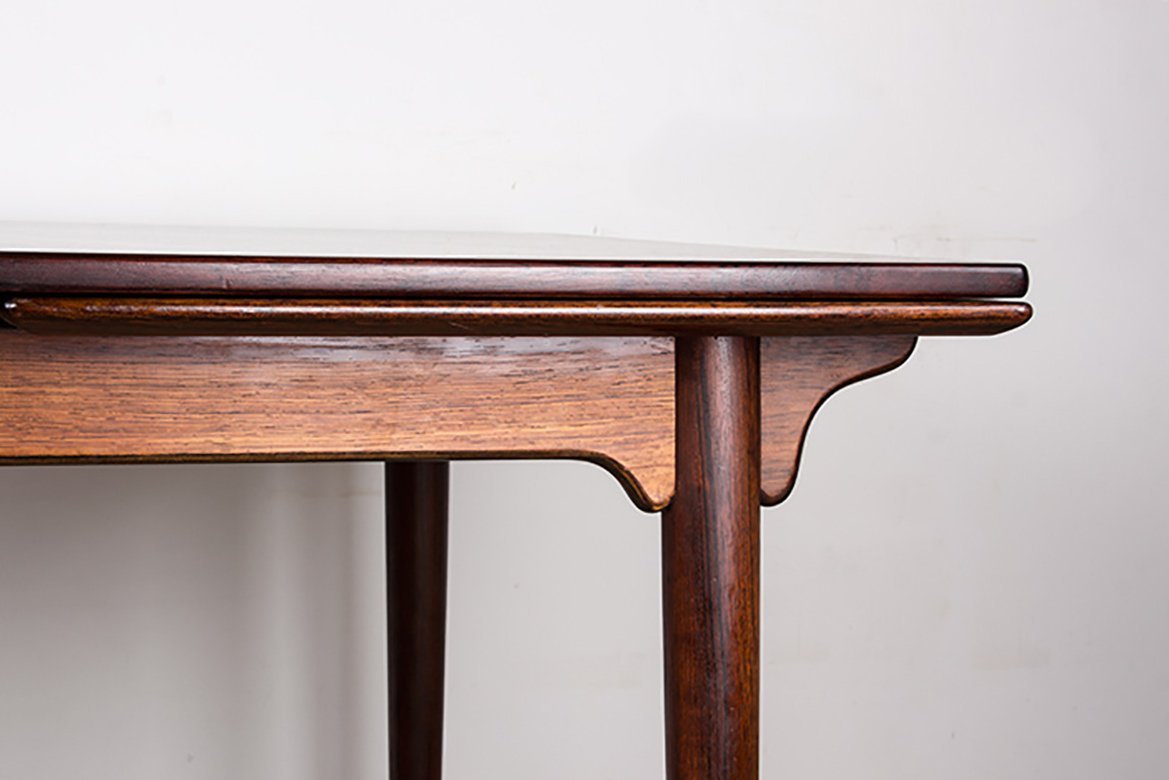 Grote Deense uitschuifbare eettafel in palissander, model 54 door Gunni ...