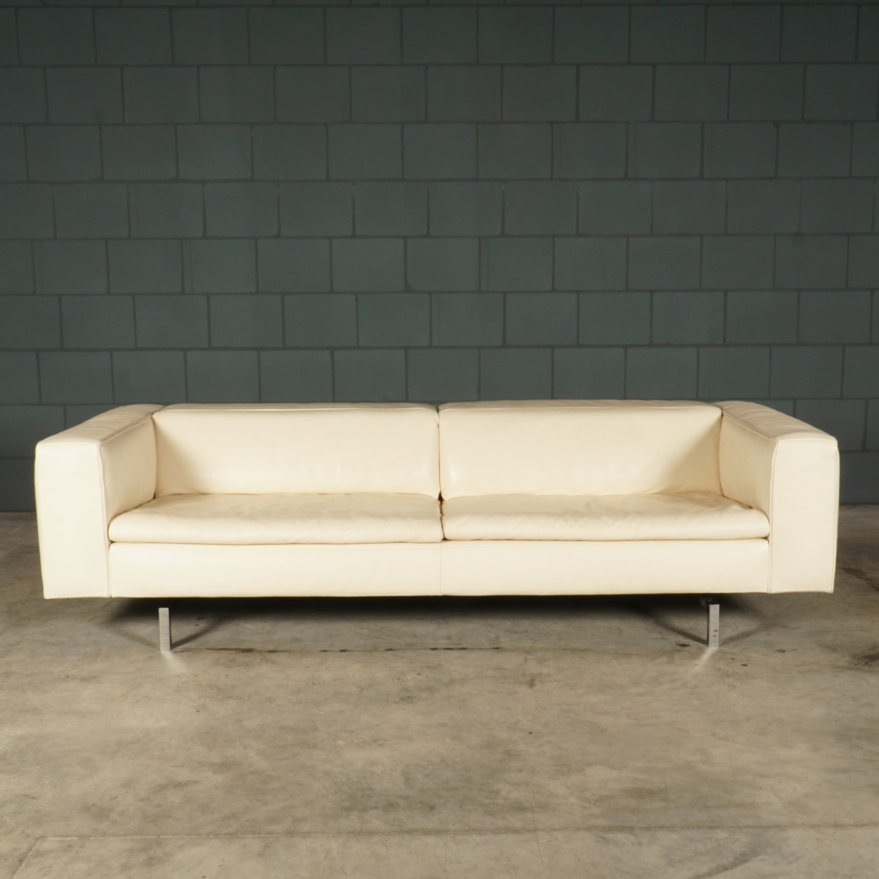 Jori Shiva Design Sofa - Jr-3990 - Beige Leather | €3,250 | Whoppah