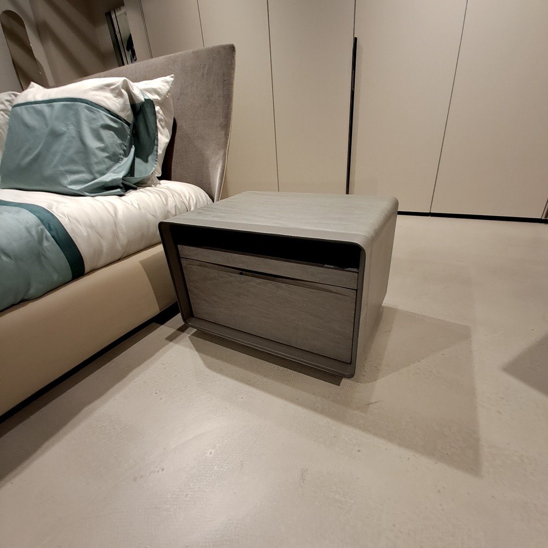 Giorgetti bedside table Frame (set of 2) | €3,999 | Whoppah