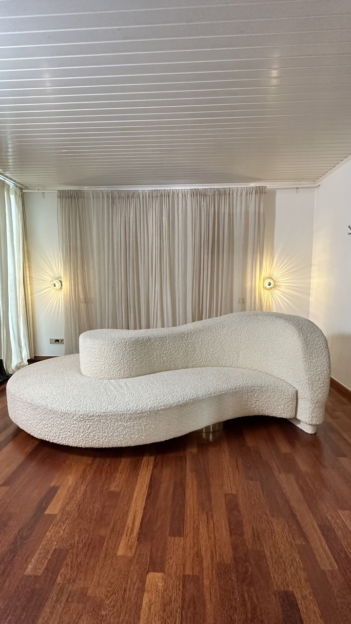 Contemporary Wave Curved "Borne" Sofa in White boucle Fabric, Italy | € ...