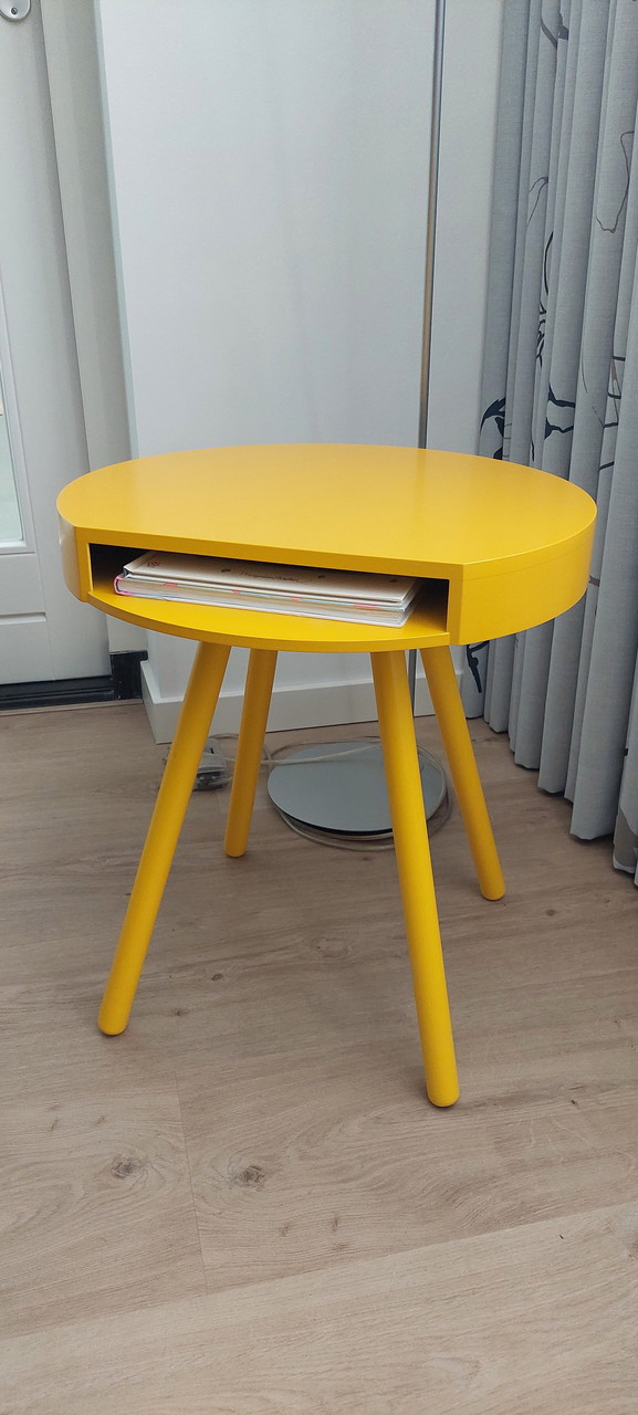 Zuiver Side Table Hide and Seek | €50 | Whoppah