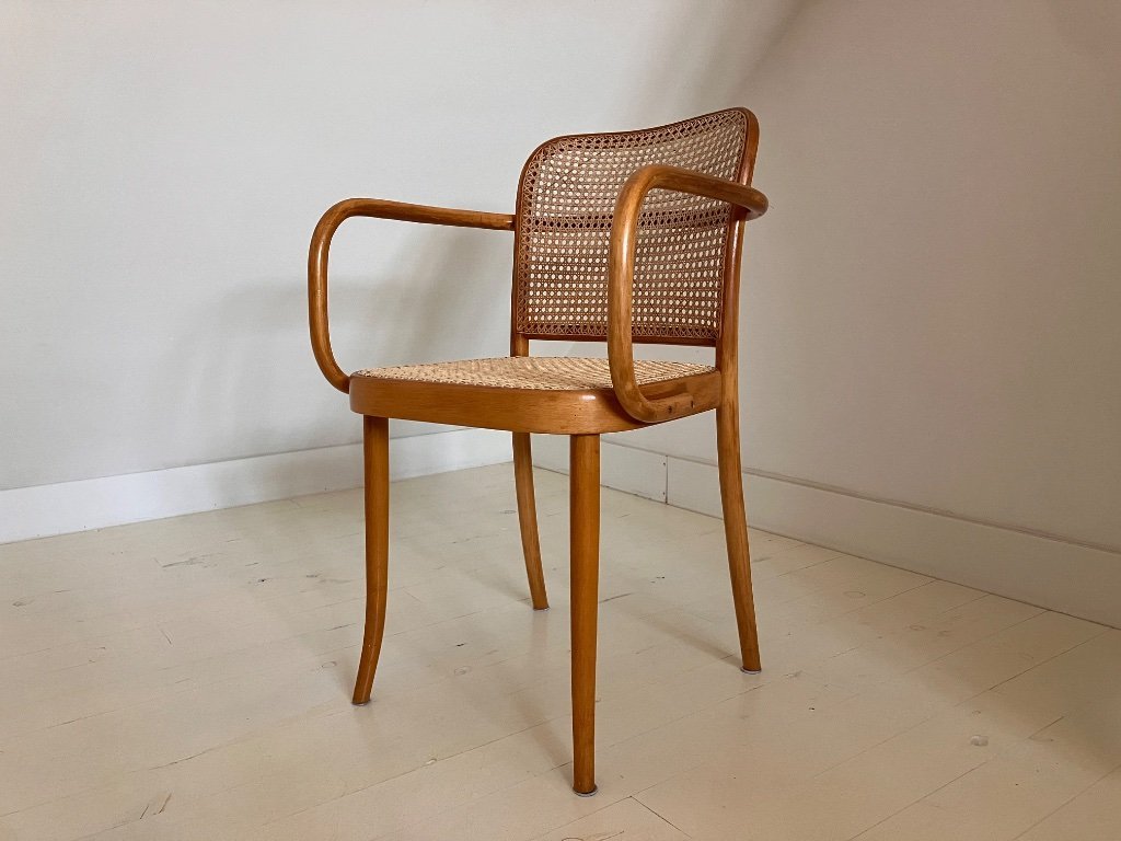 Ligna Thonet Prague 811 Chair New Webbing | €225 | Whoppah