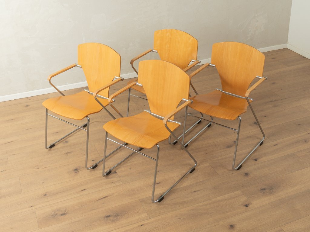 Sillas columpio EGOA 300 de Josep Mora, Stua | €1,249 | Whoppah