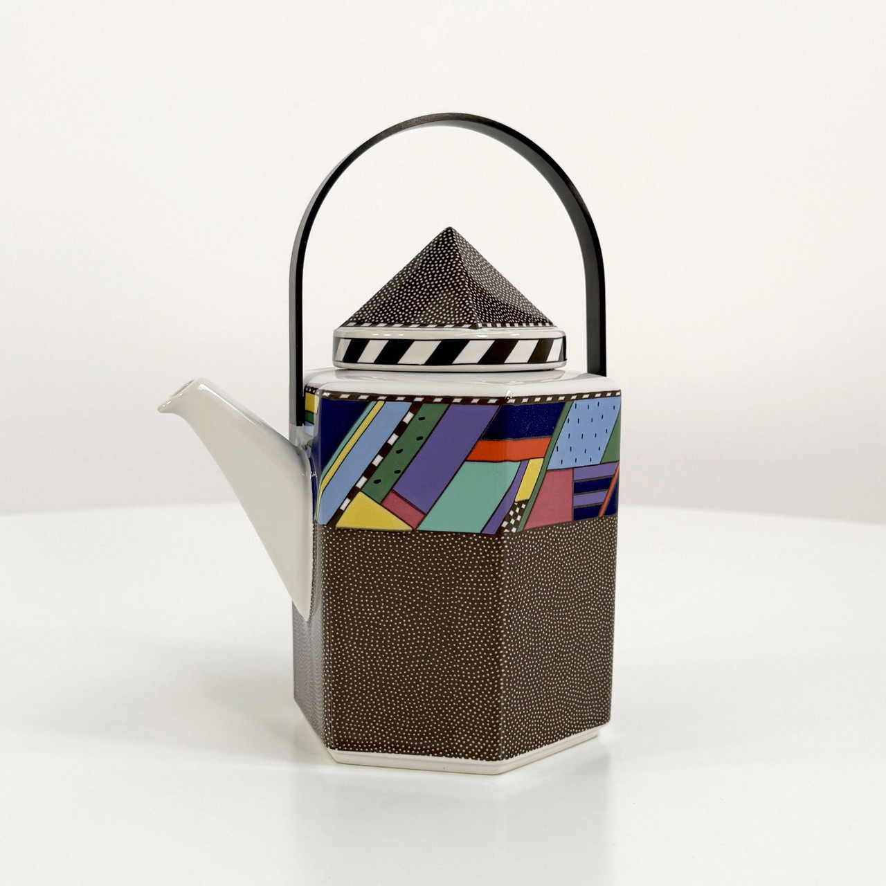 Théière Scénario Metropol par Barbara Brenner pour Rosenthal Studio ...