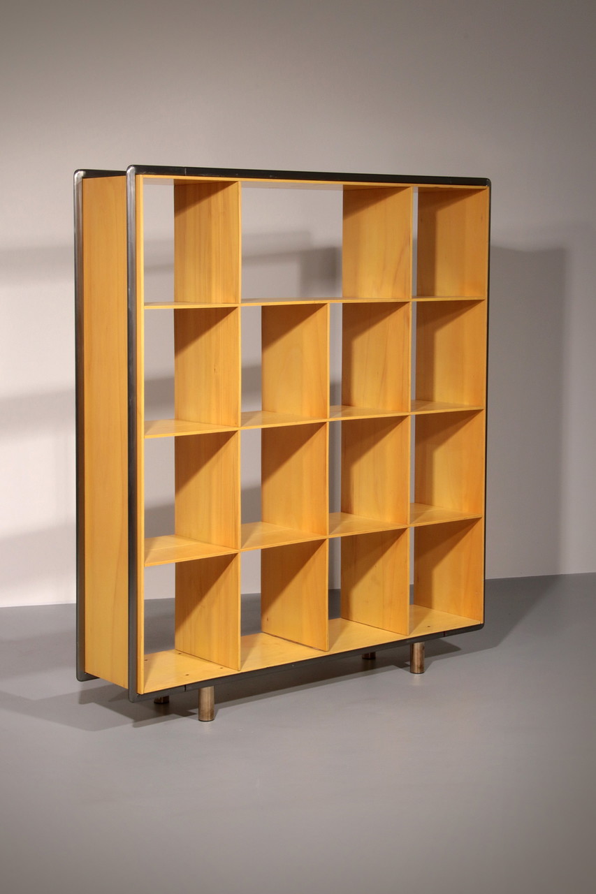 A Rare Icon of Italian Design: The Frizerga x Benetton by Afra & Tobia ...