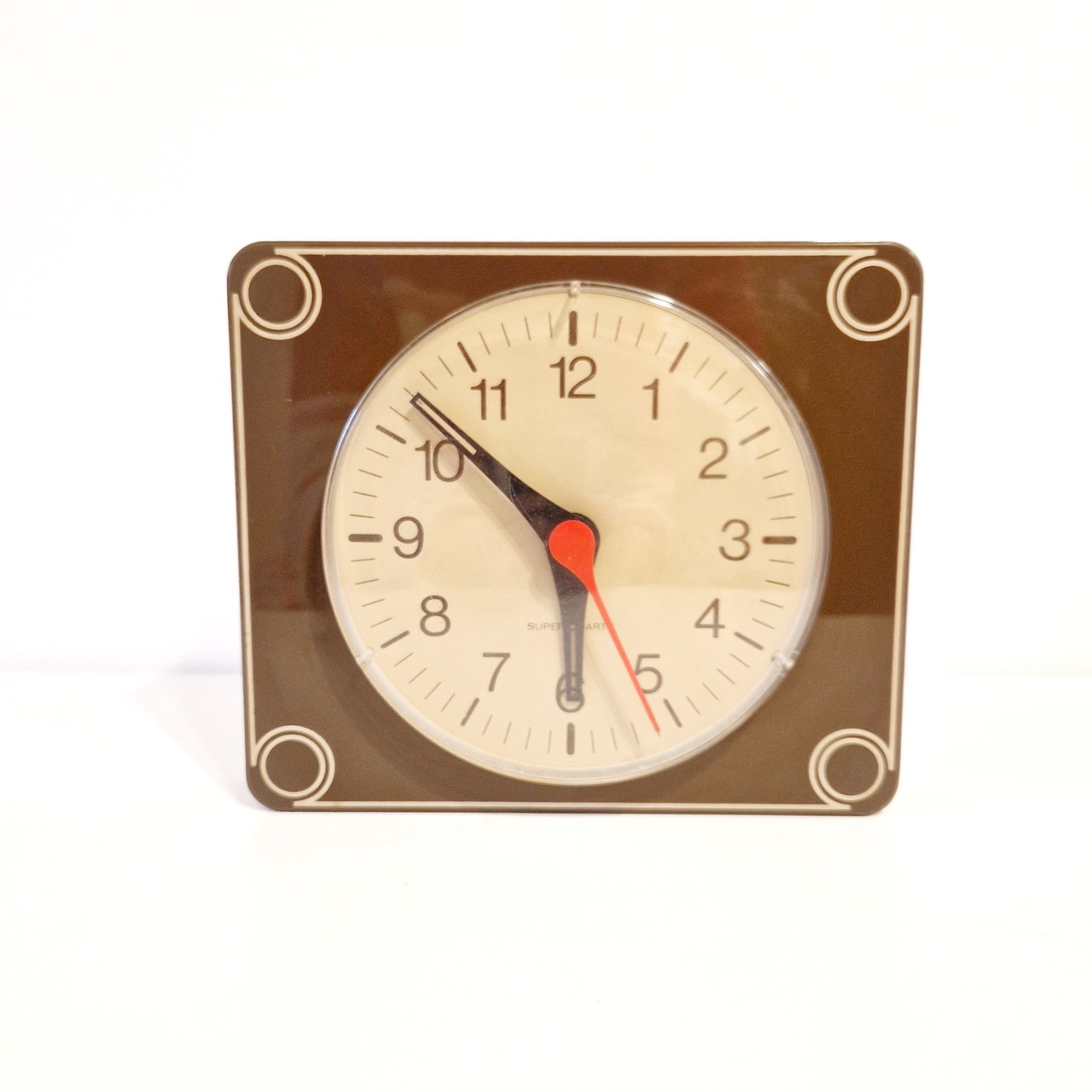 1970s Vintage Plastic Clock Wall Clock Kitchen Clock | €65 | Whoppah