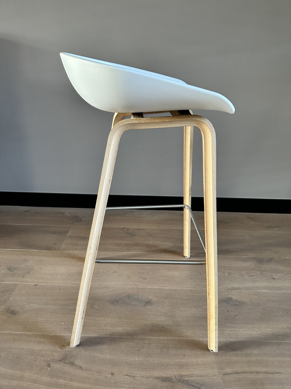 Hay Aas32 Tabouret de bar blanc | €450 | Whoppah