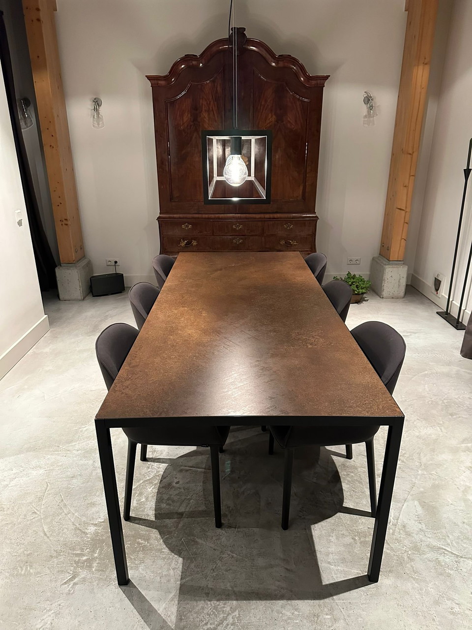Mdf Italia Table | €2,000 | Whoppah