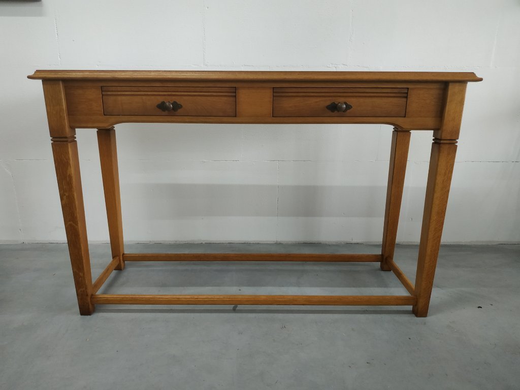 Klassiek vintage houten side table wandmeubel | €325 | Whoppah