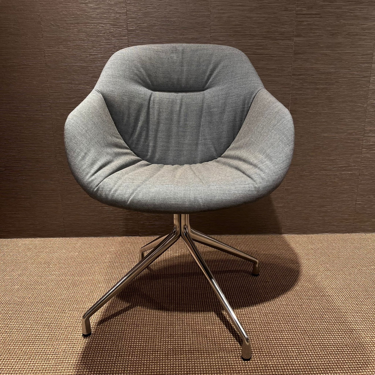 HAY AAC 121 Soft dining chair (set of 4) | €1,899 | Whoppah