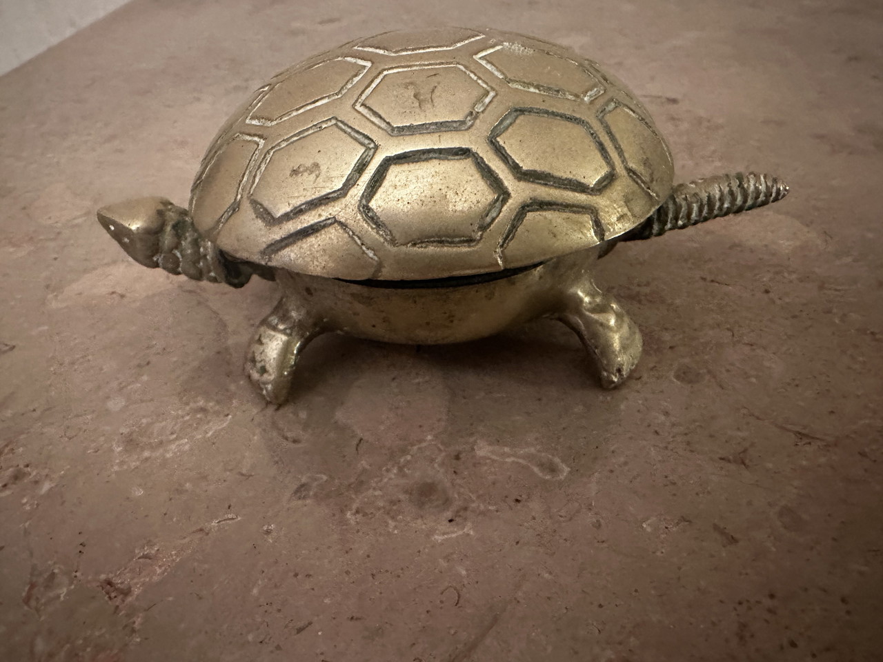 Bronze table bell turtle - 1950s Korea | €80 | Whoppah