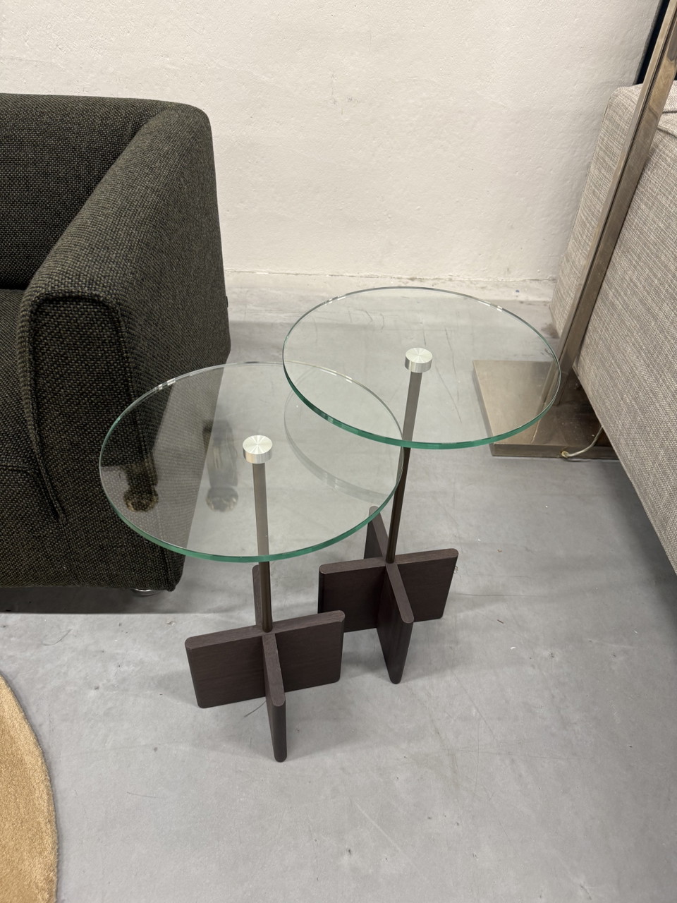 2 Tables d'appoint Beek Cross Glass Design Chêne Bois | €1,100 | Whoppah