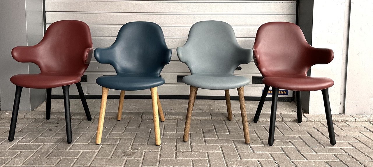 4X &Tradition Catch Design Chairs | €1,195 | Whoppah