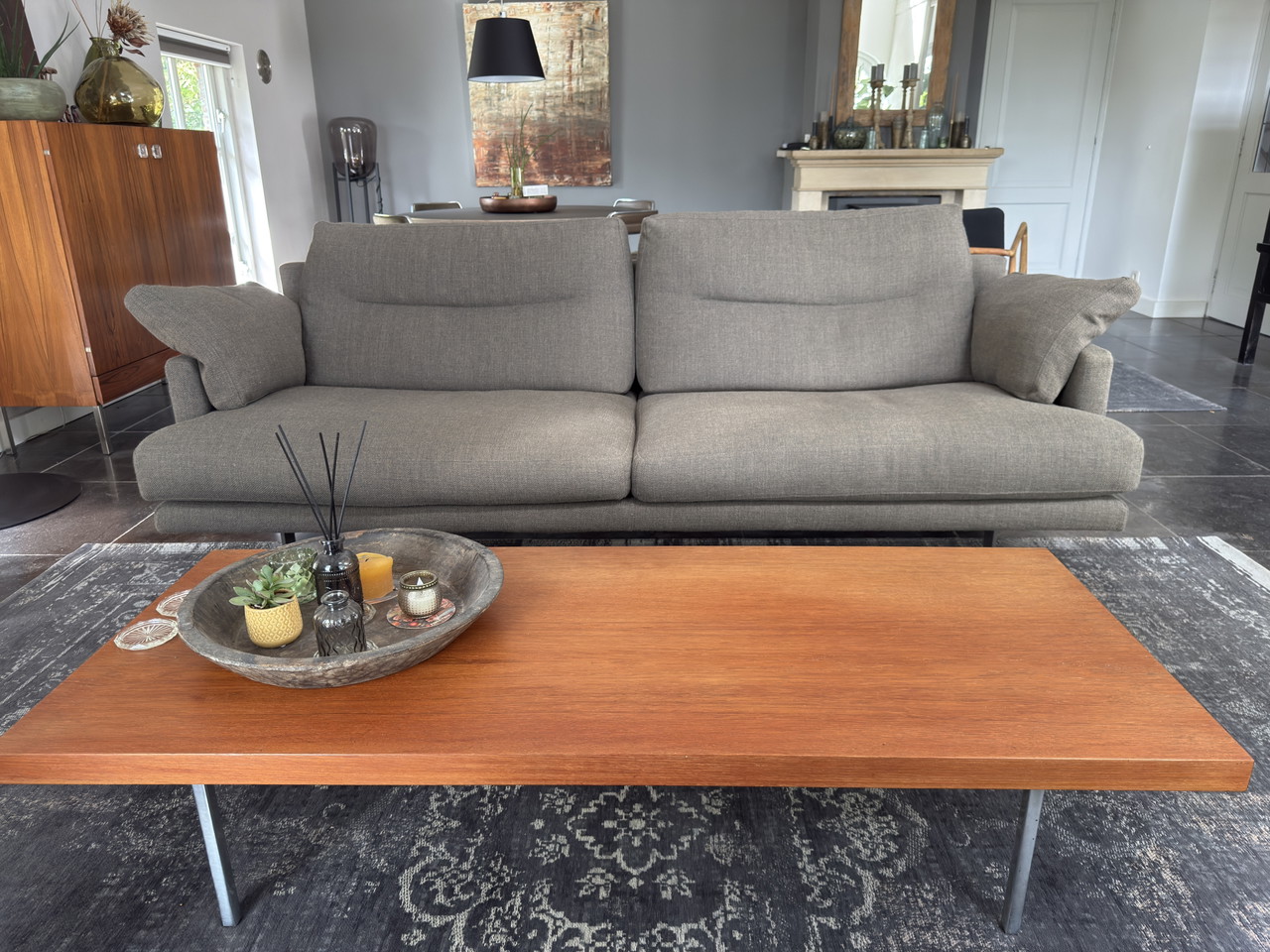 Linteloo sofa 'George' | €2,000 | Whoppah