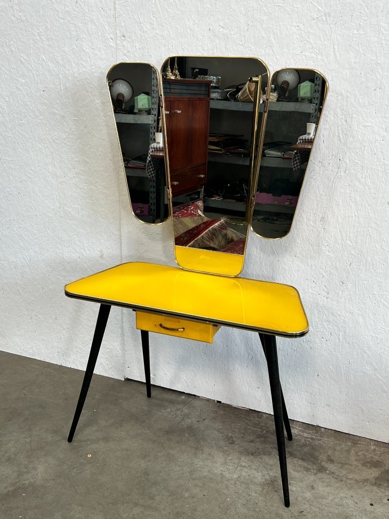Vintage dressing table, yellow top, fold-out mirror, Netherlands 1950s ...
