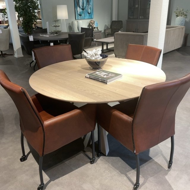 BKS Meubelen 5019 Join eettafel - Ø140 | €1,895 | Whoppah
