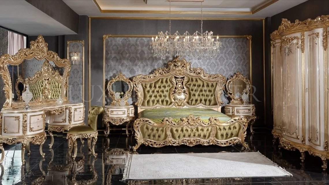 Custom Hand-Painted French Rococo Gold Gilded Style Bedroom Set | € ...