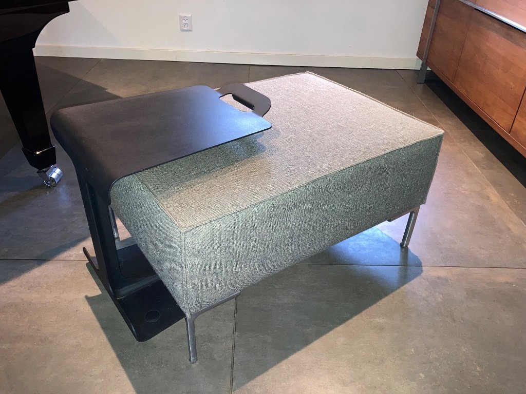 Design on Stock model Bloq hocker (Stenton 40 biscuit) bijzettafel en ...