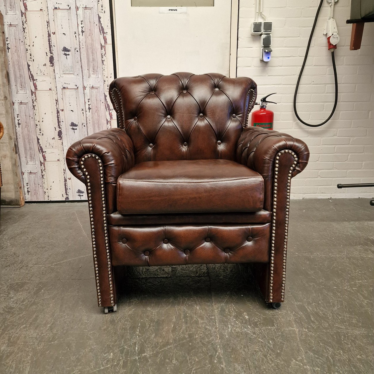 Scott Classic Chesterfield Dining Chair - Antique Brown, Leather | €830 ...