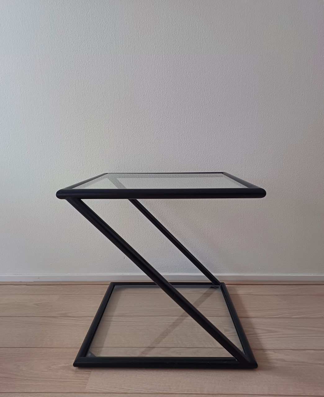 Harvink Z Side Table/Salcony Table | €125 | Whoppah