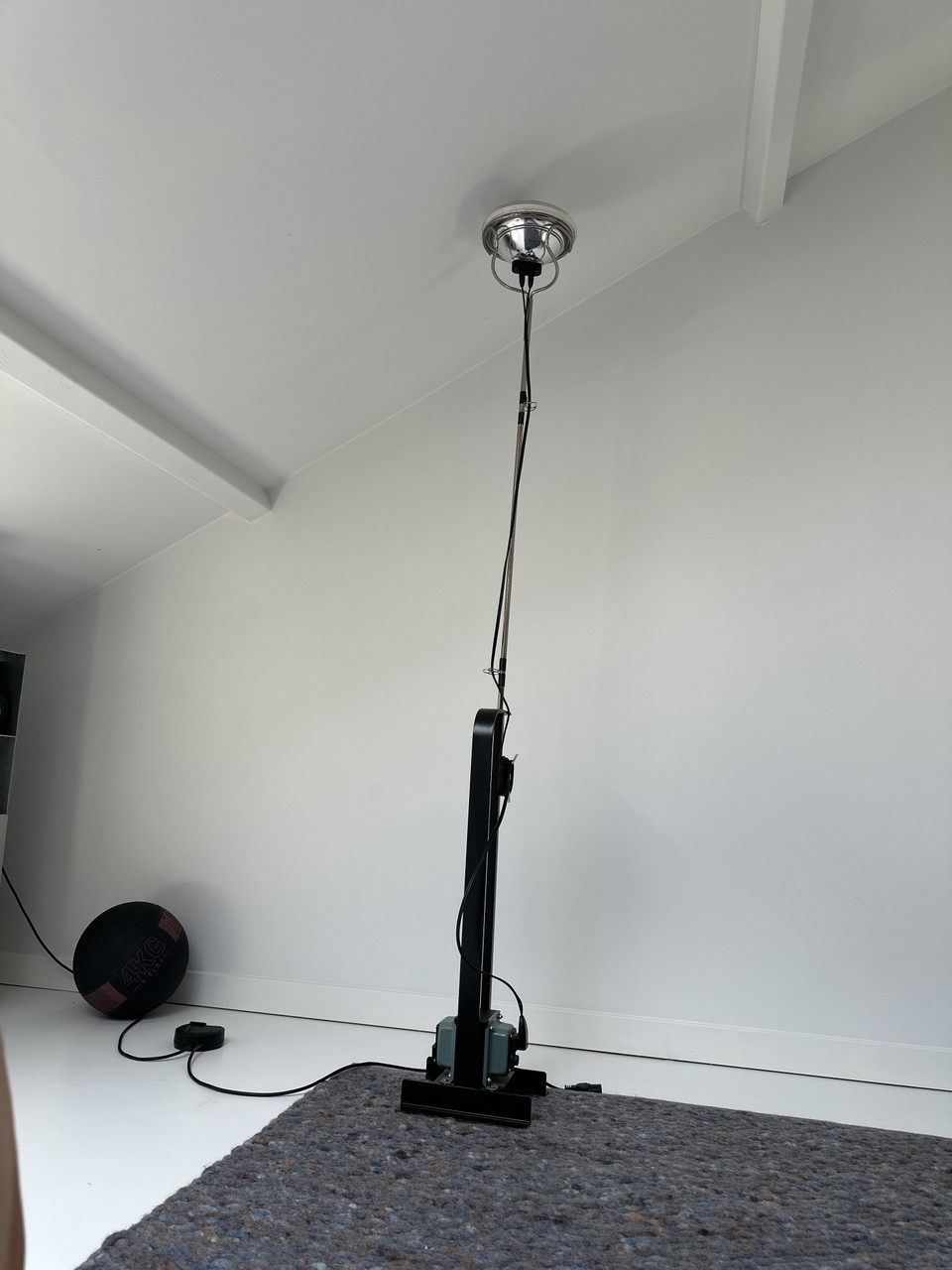 Flos Toio LED + Reserve Lamp | €580 | Whoppah