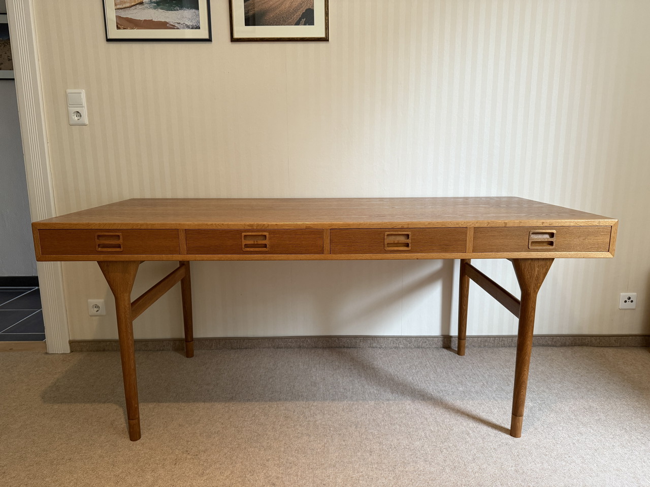 Nanna Ditzel desk Nd Desk | €2,800 | Whoppah